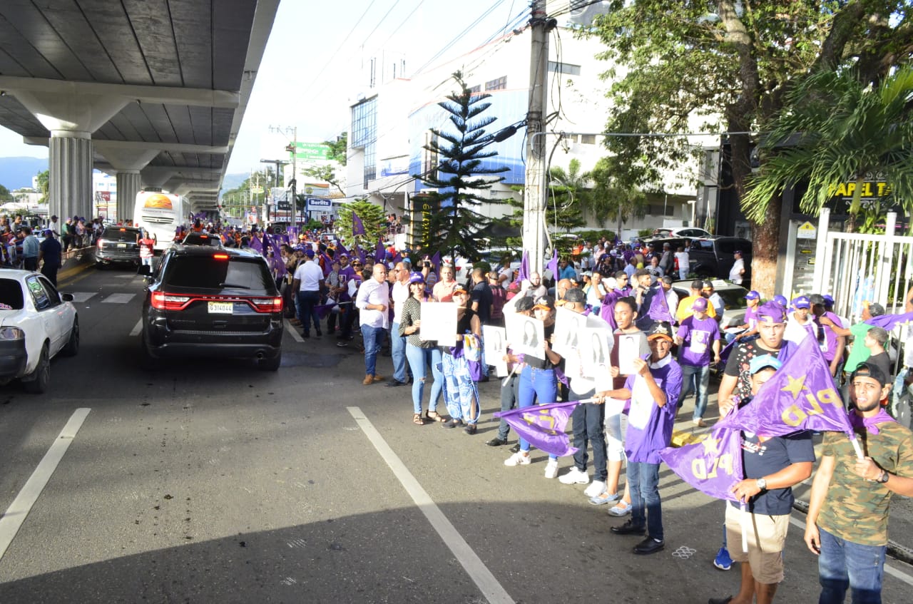 Toque de bandera en Santiago confirma seguro triunfo del PLD en esa ...