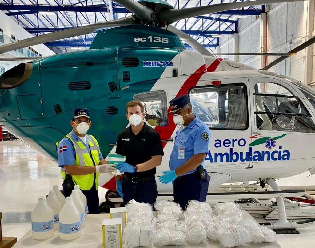 Gonzalo Castillo entrega mascarillas y alcohol al CESAC para enfrentar ...